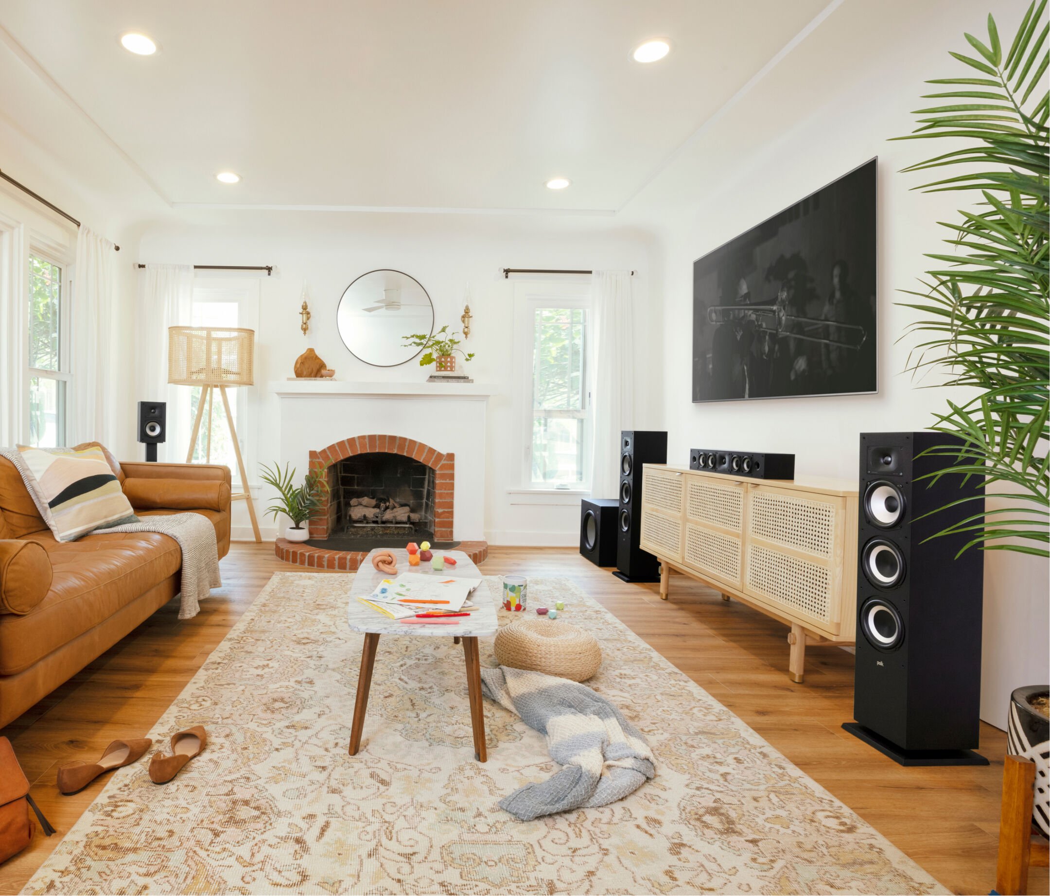 Monitor XT60 - High-Resoution Floor-Standing Tower Speaker | Polk Audio ...