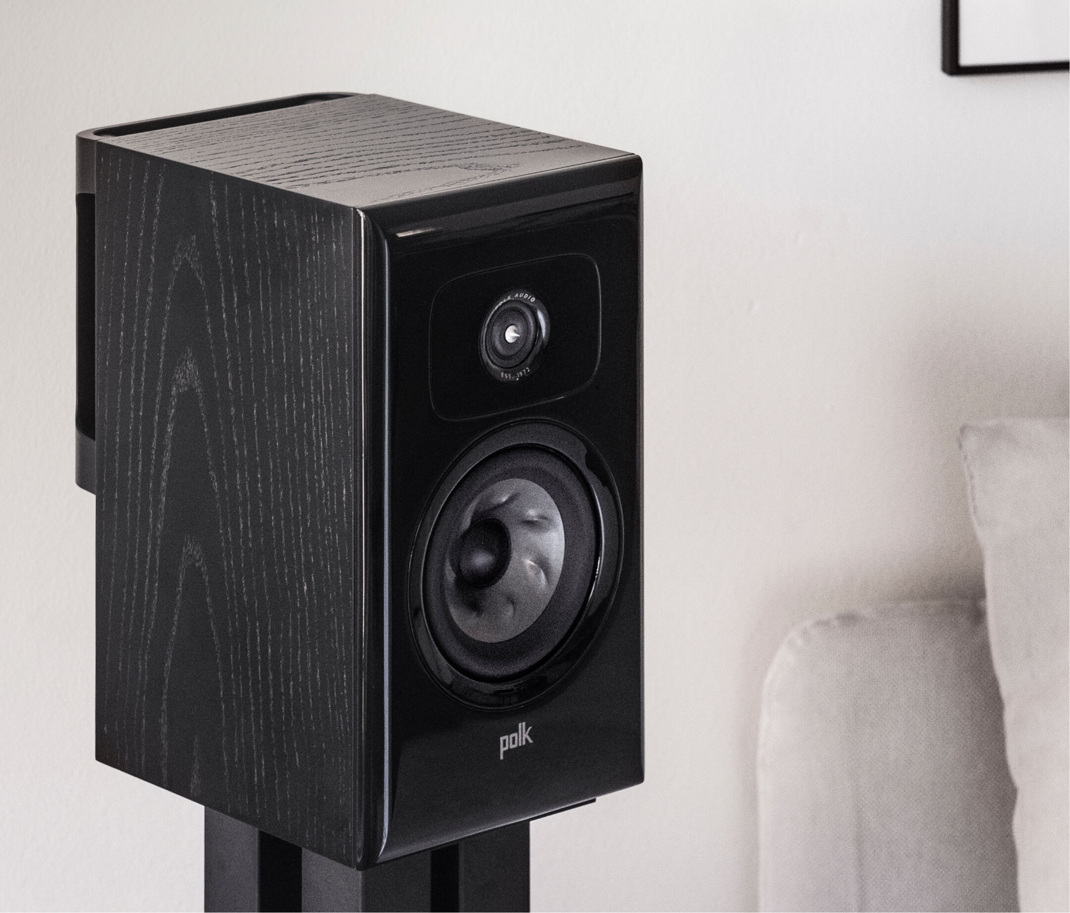 Legend L200 - Flagship Bookshelf Speakers | Polk Audio - United States